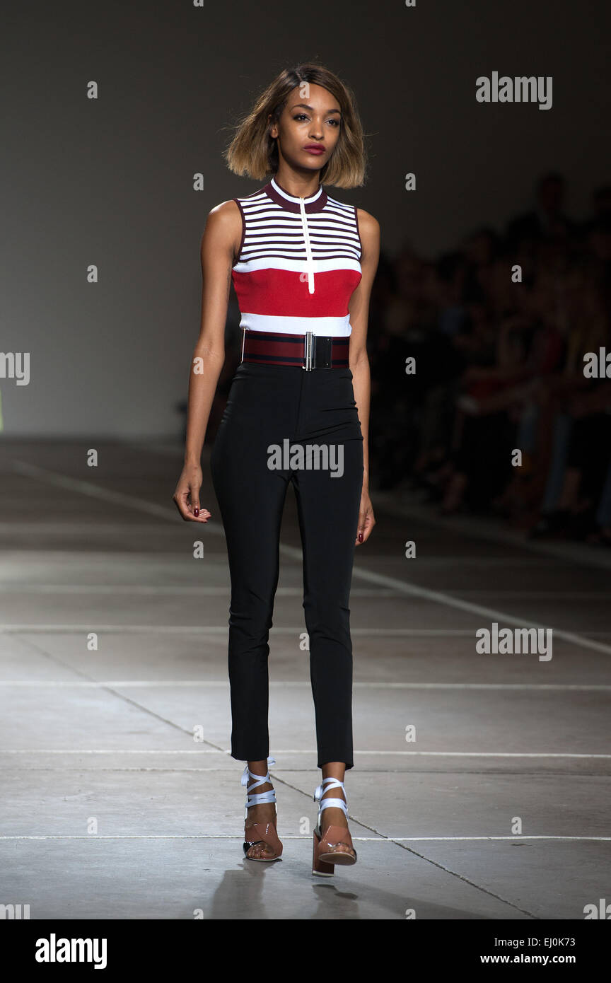 London Fashion Week Spring/Summer 2015 - Topshop Unique - Catwalk ...