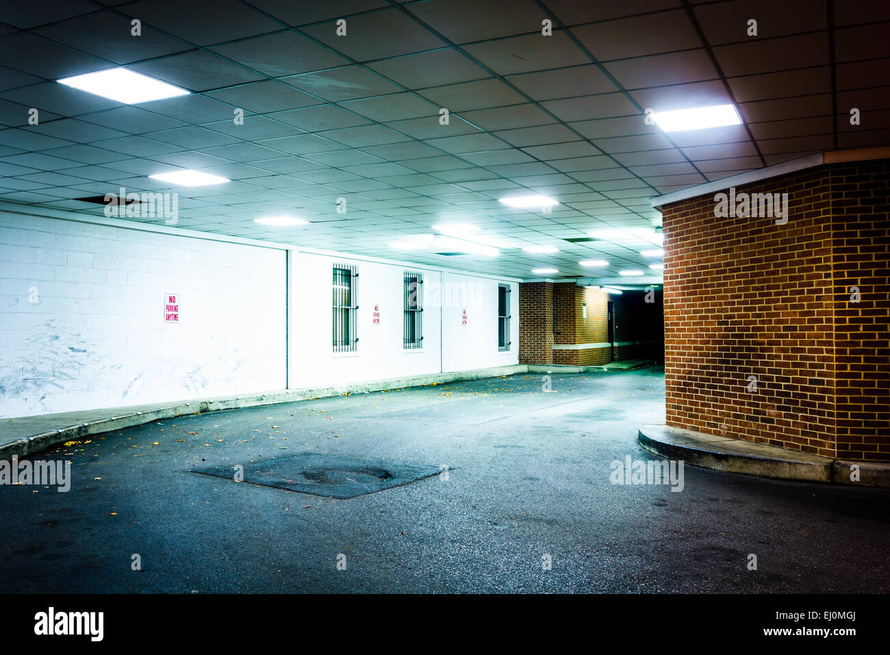 Tunnel at night in Hanover, Pennsylvania Stock Photo - Alamy