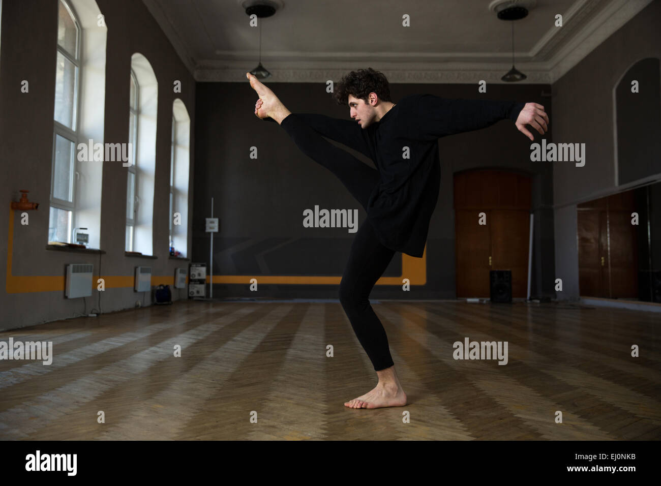 Full length portrait of a man dancing at gym Stock Photo - Alamy