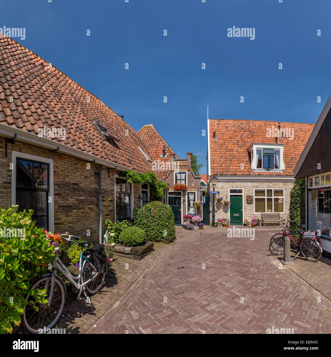 Village oosterend hi-res stock photography and images - Alamy