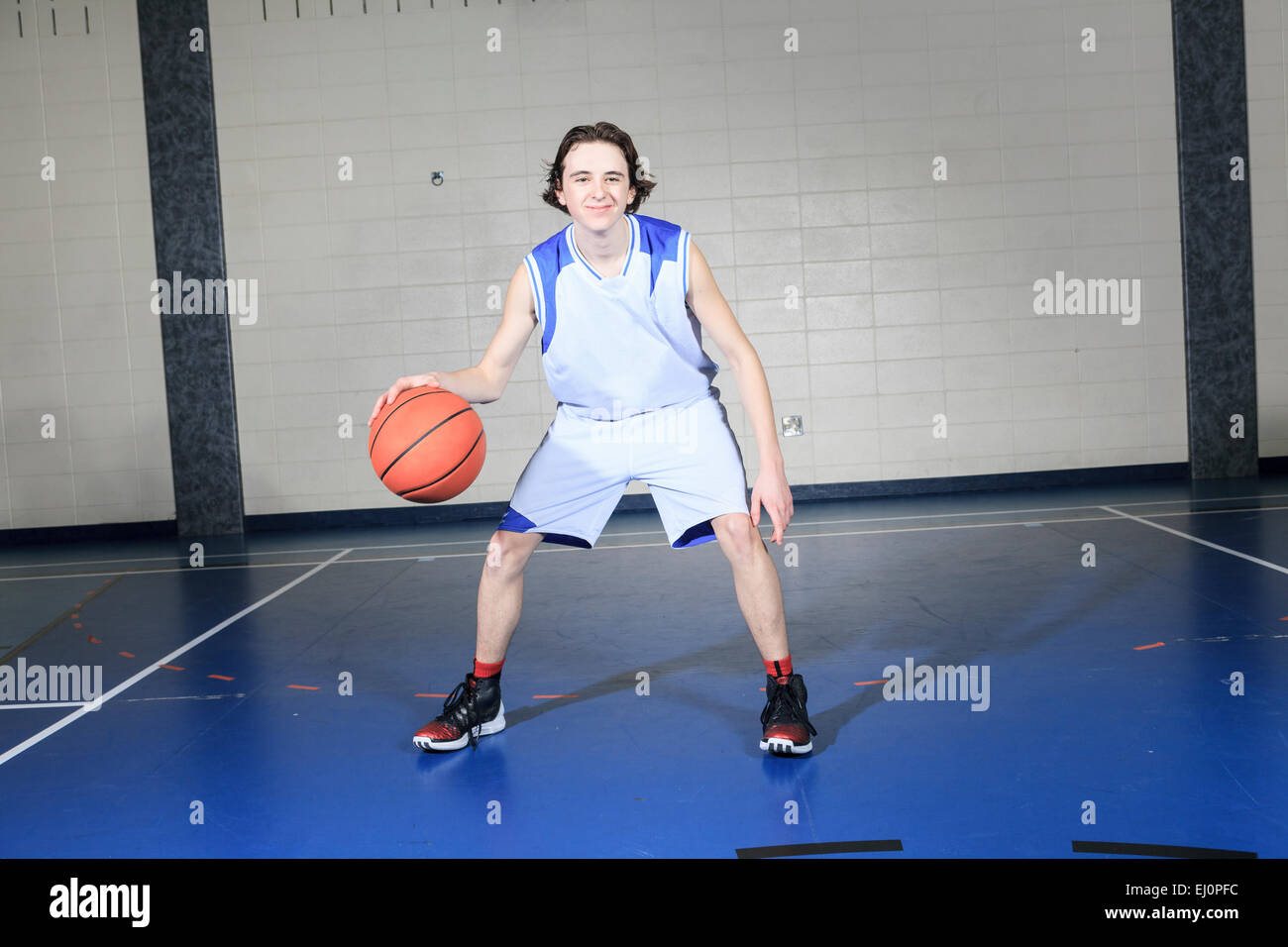 Gymnase sport hi-res stock photography and images - Alamy