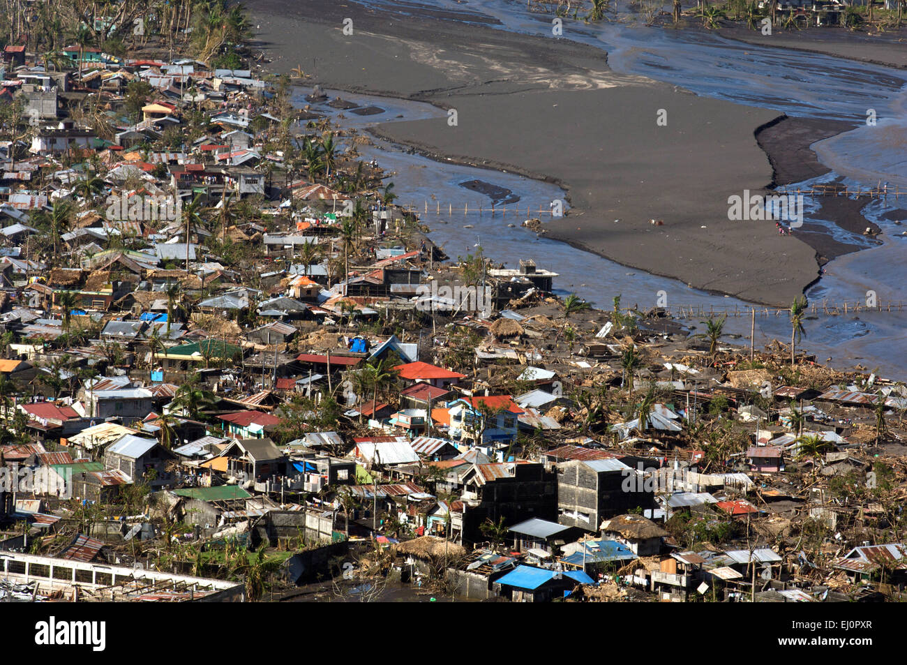 Super Typhoon Durian caused huge volcanic ash mudslides from Mayon ...