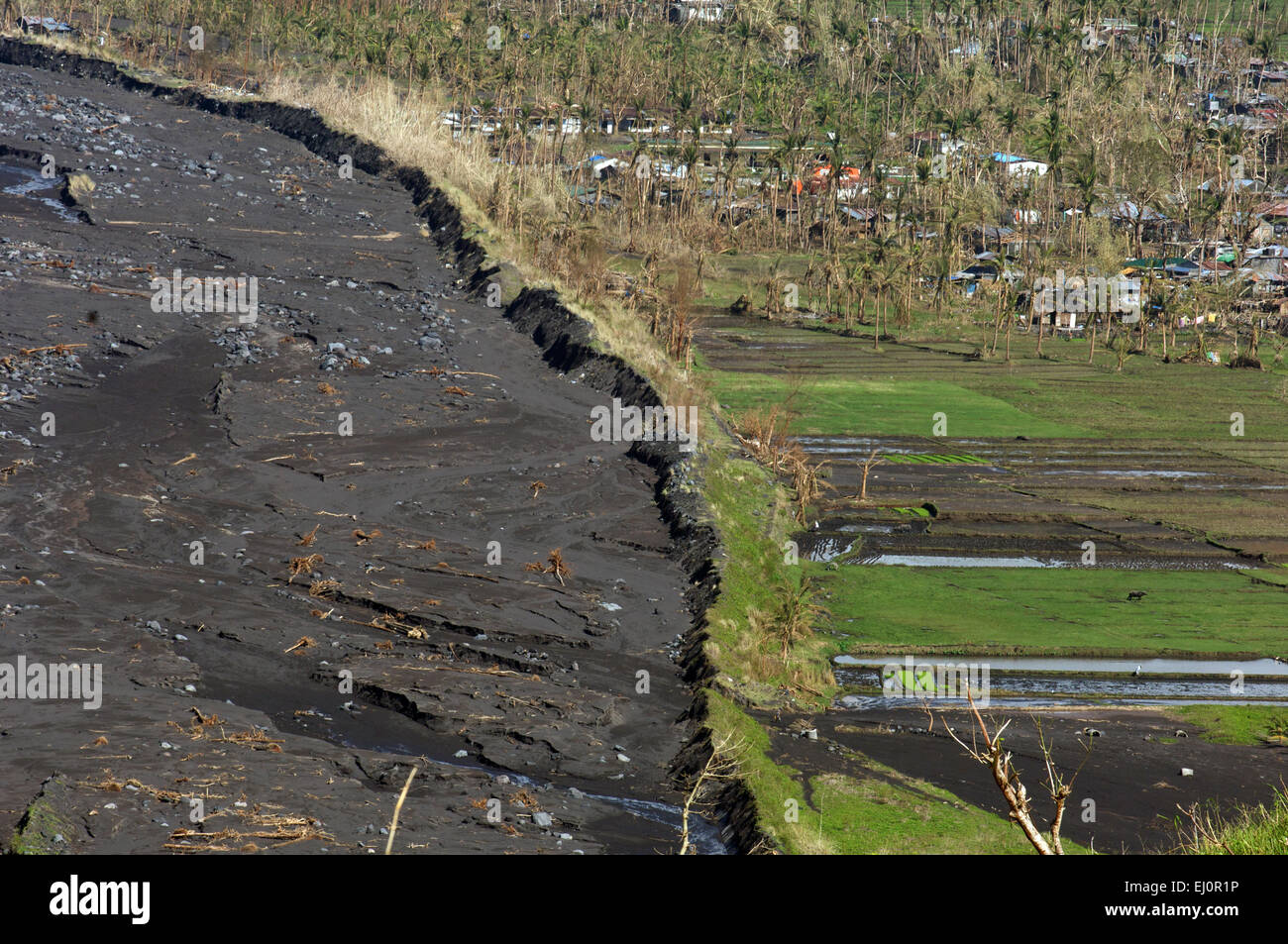 Super Typhoon Durian caused huge volcanic ash mudslides from Mayon ...