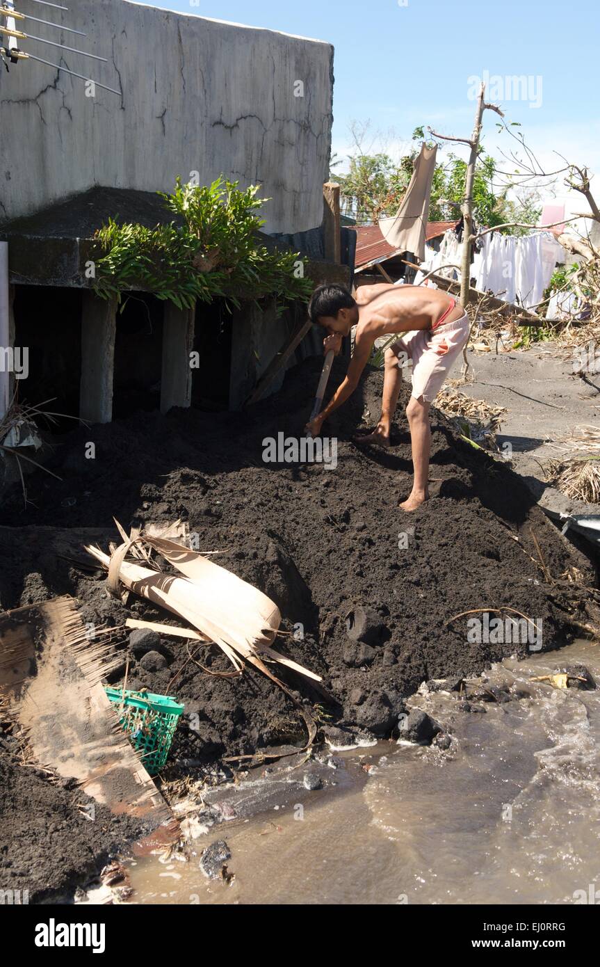 Super Typhoon Durian caused huge volcanic ash mudslides from Mayon ...