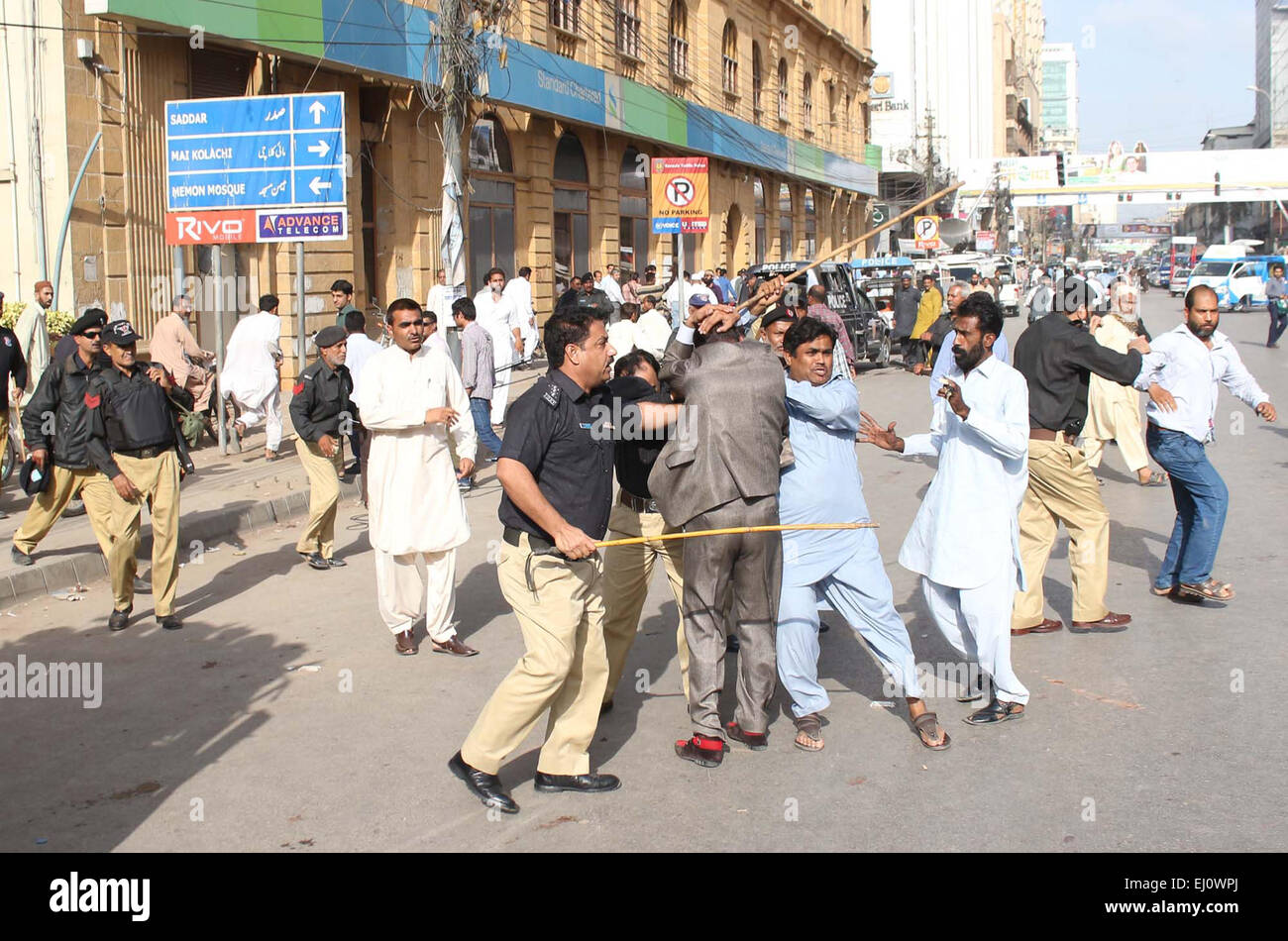 Police staffs started baton charged and arrest constables who were ...