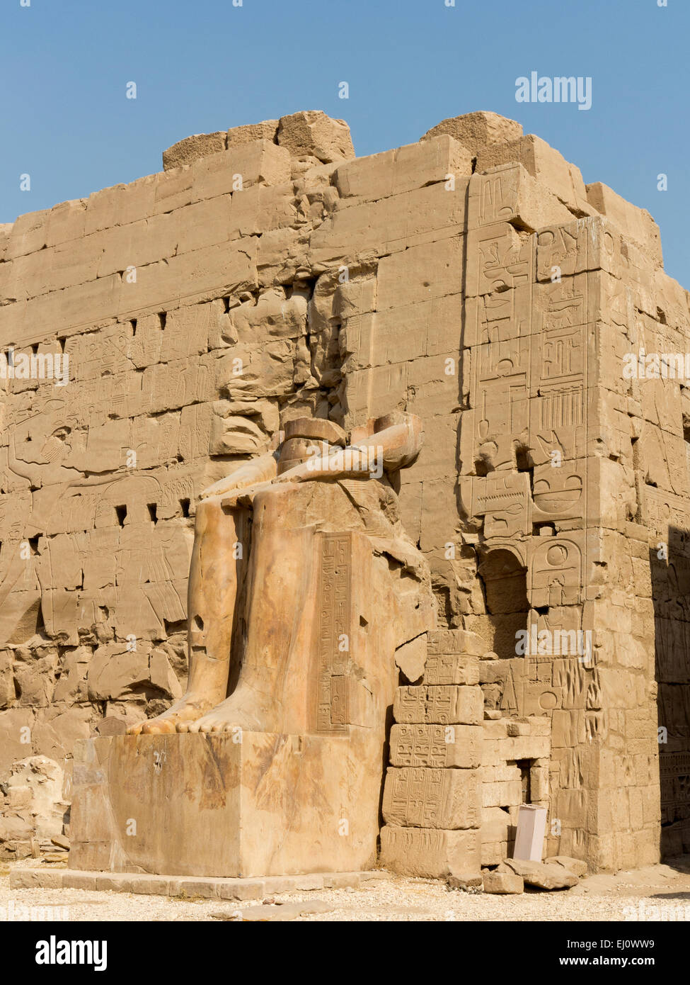 Large pylon hi-res stock photography and images - Alamy