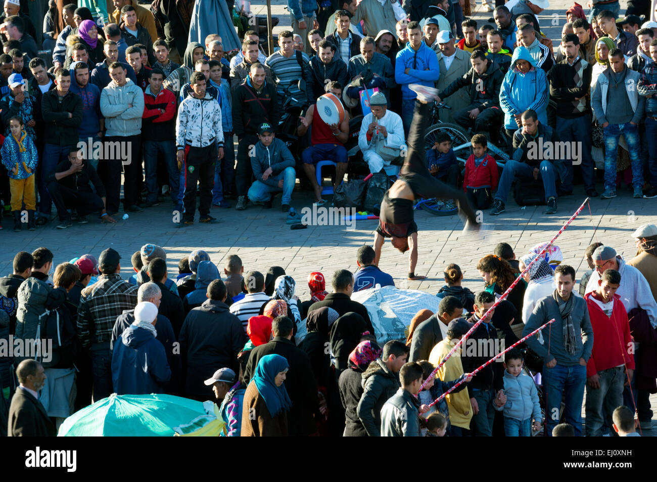 Boxing square hi-res stock photography and images - Alamy