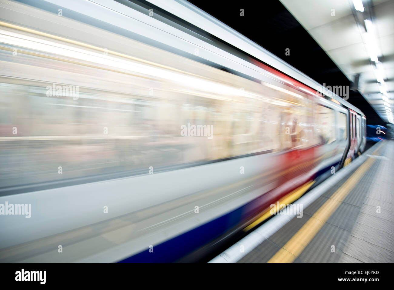 Central line tube train hi-res stock photography and images - Alamy