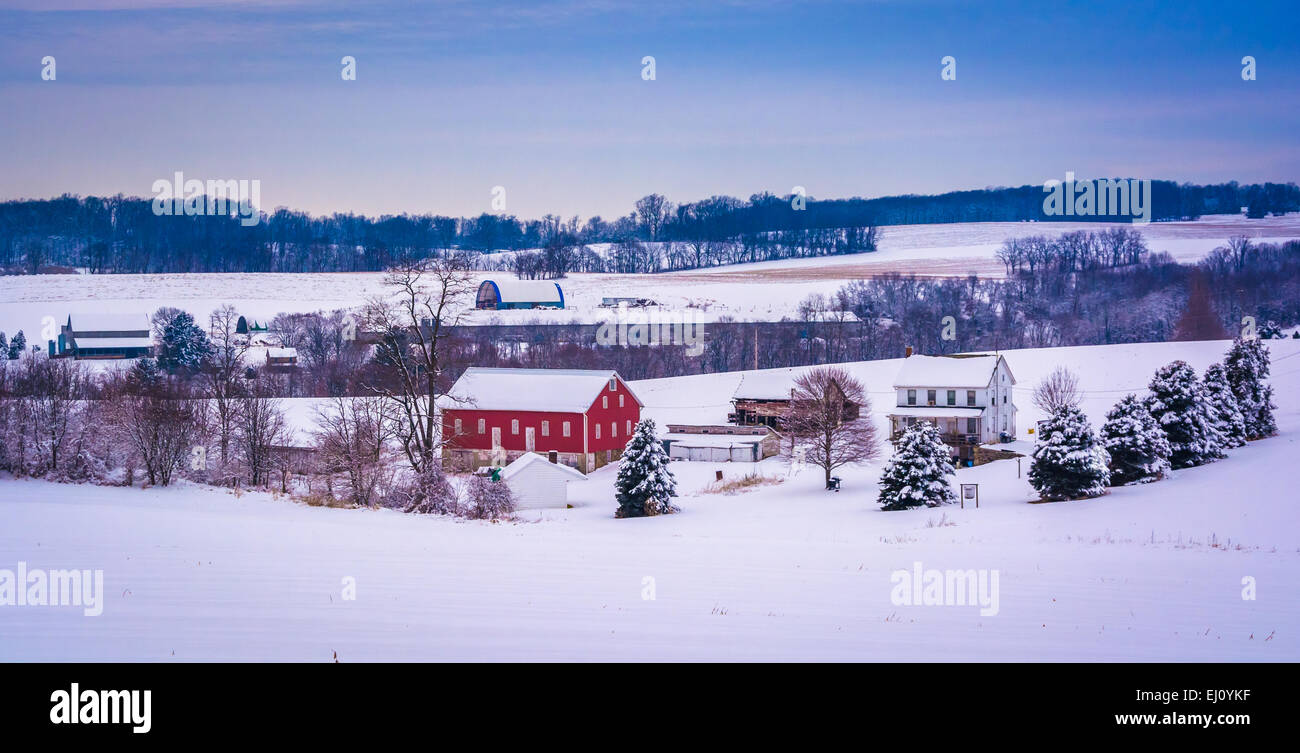Rural winter beauty hi-res stock photography and images - Alamy