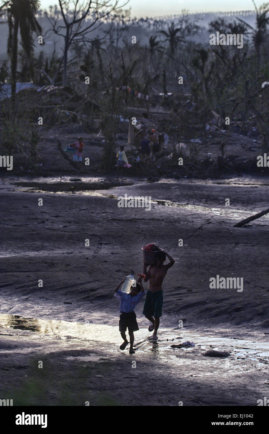 Volcanic ash mudslide hi-res stock photography and images - Alamy