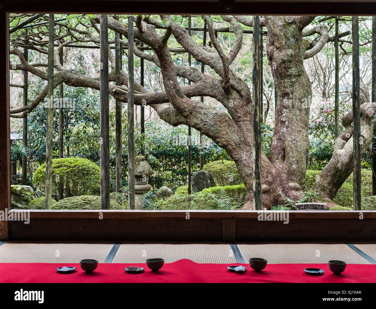 Hosenin temple hi-res stock photography and images - Alamy