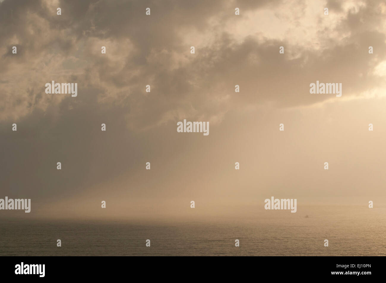 Rain storm at sea hi-res stock photography and images - Alamy