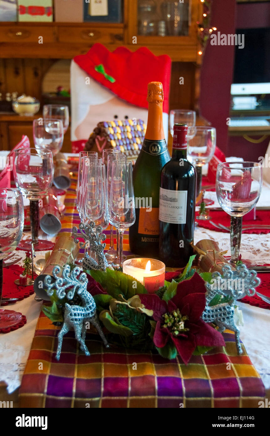 Family table and interior set up hi-res stock photography and images ...