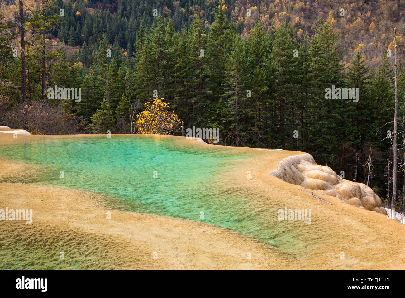 Travertine pool hi-res stock photography and images - Alamy