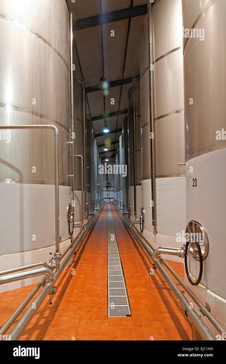 Olive oil factory hi-res stock photography and images - Alamy