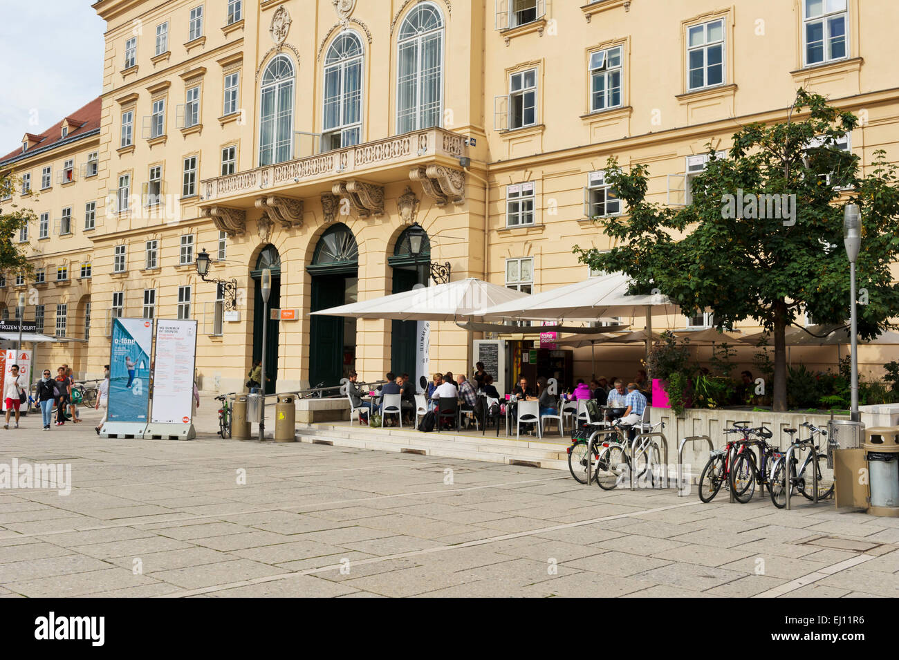The courtyard at the MuseumsQuartier, Vienna, Austria Stock Photo - Alamy