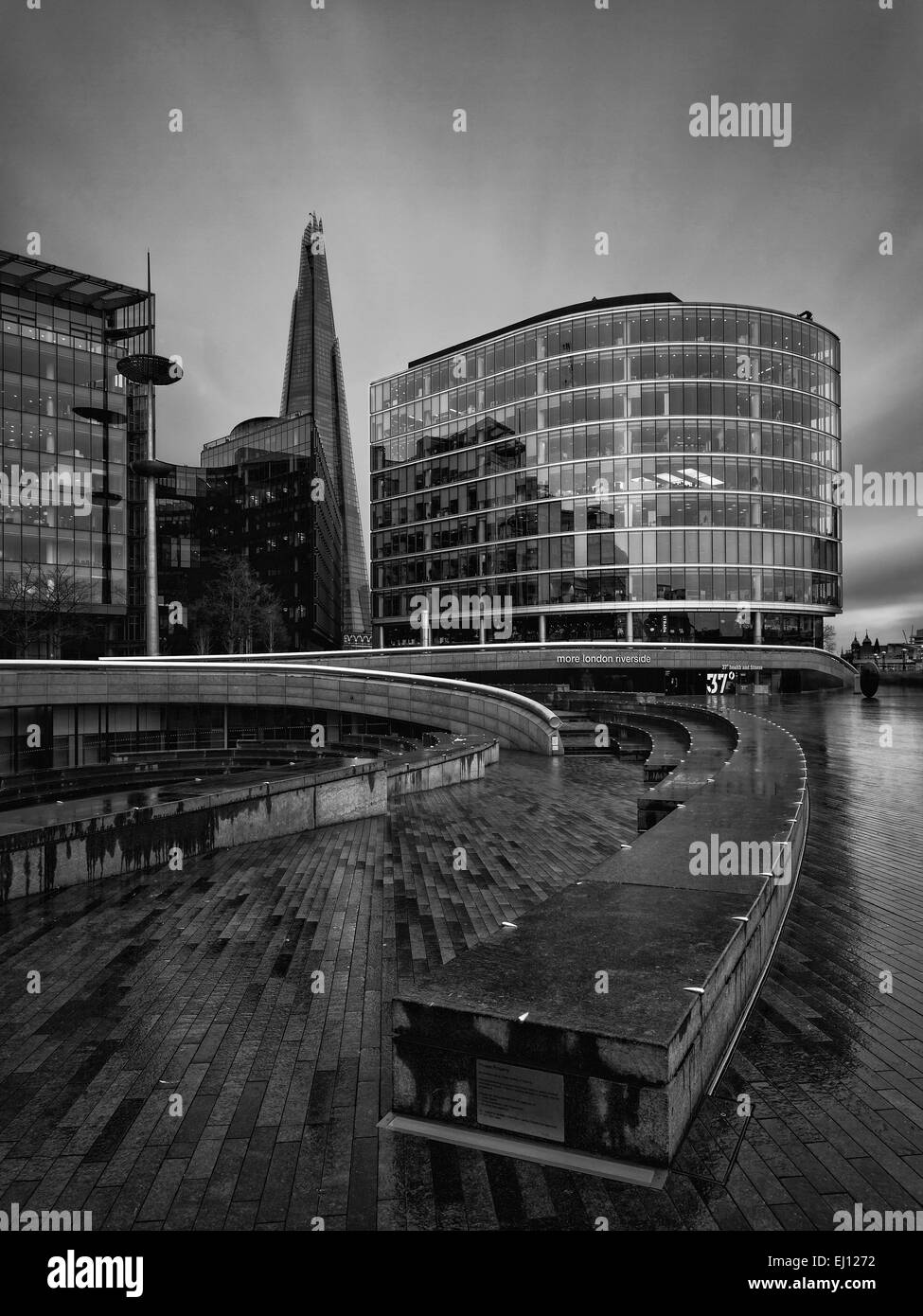 Embankment of the Thames, London Stock Photo - Alamy