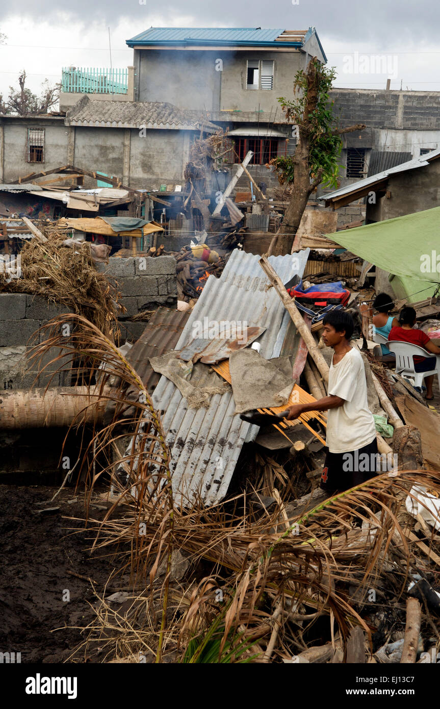 Super Typhoon Durian caused huge volcanic ash mudslides from Mayon ...