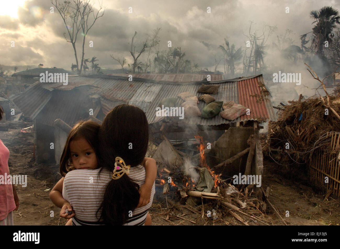 Super Typhoon Durian caused huge volcanic ash mudslides from Mayon ...