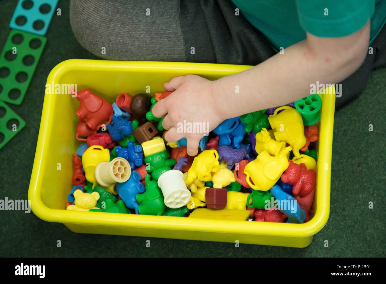 Primary school learning blocks hi-res stock photography and images - Alamy