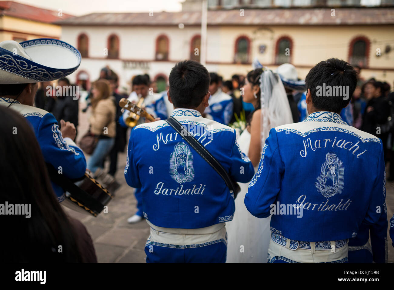 Peruvian wedding with Mariachi Band, Plaza de Armas, Puno, Lake ...