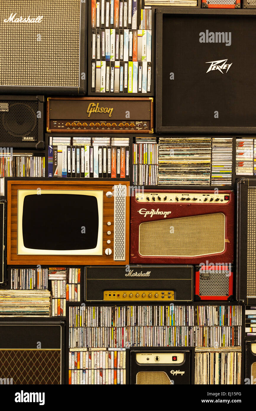 Old records hi-res stock photography and images - Alamy