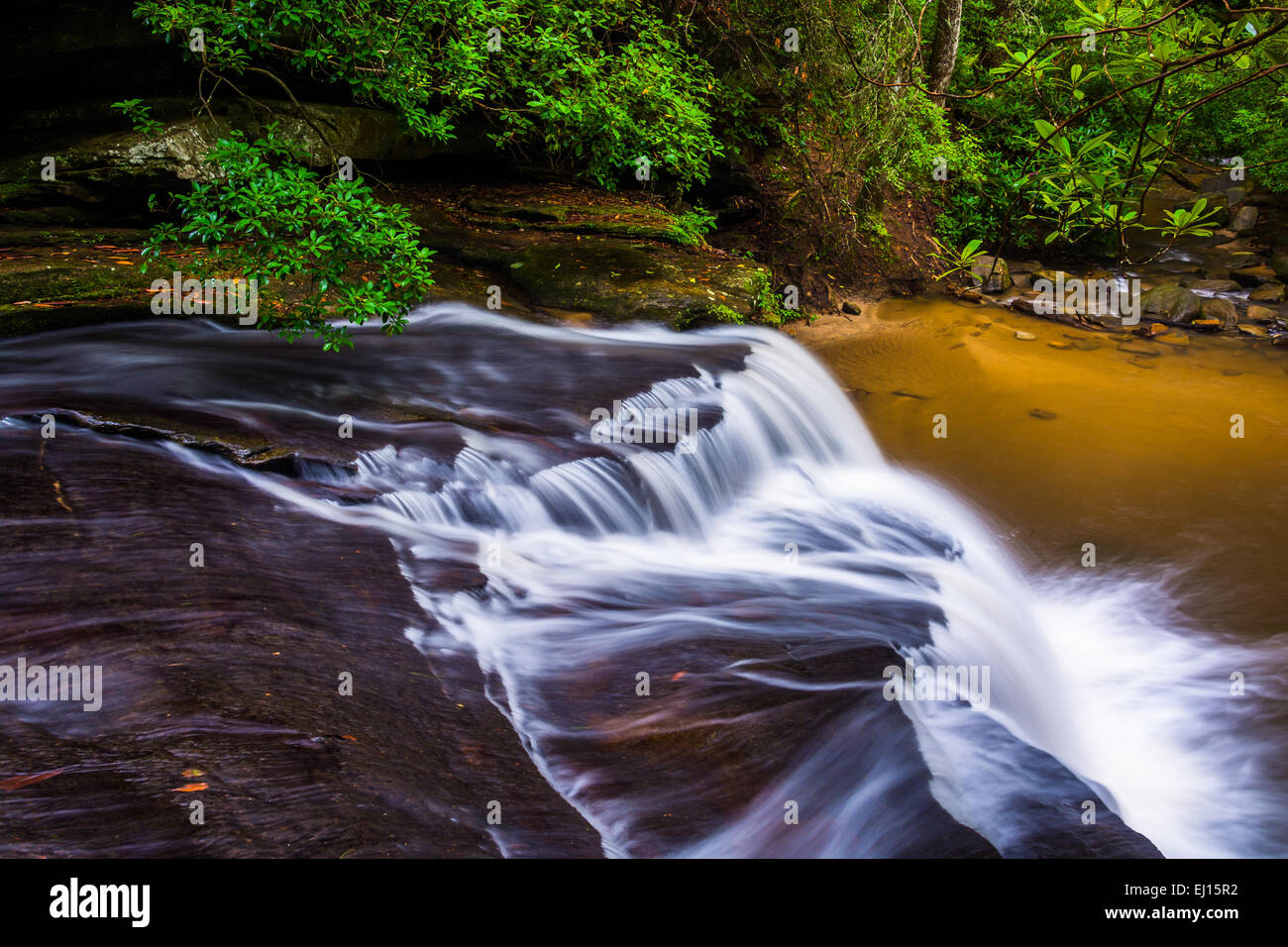 Top of a waterfall hi-res stock photography and images - Alamy