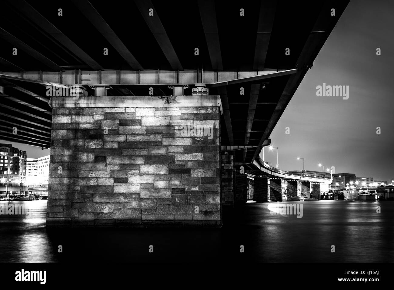 Dc night photography Black and White Stock Photos & Images - Alamy
