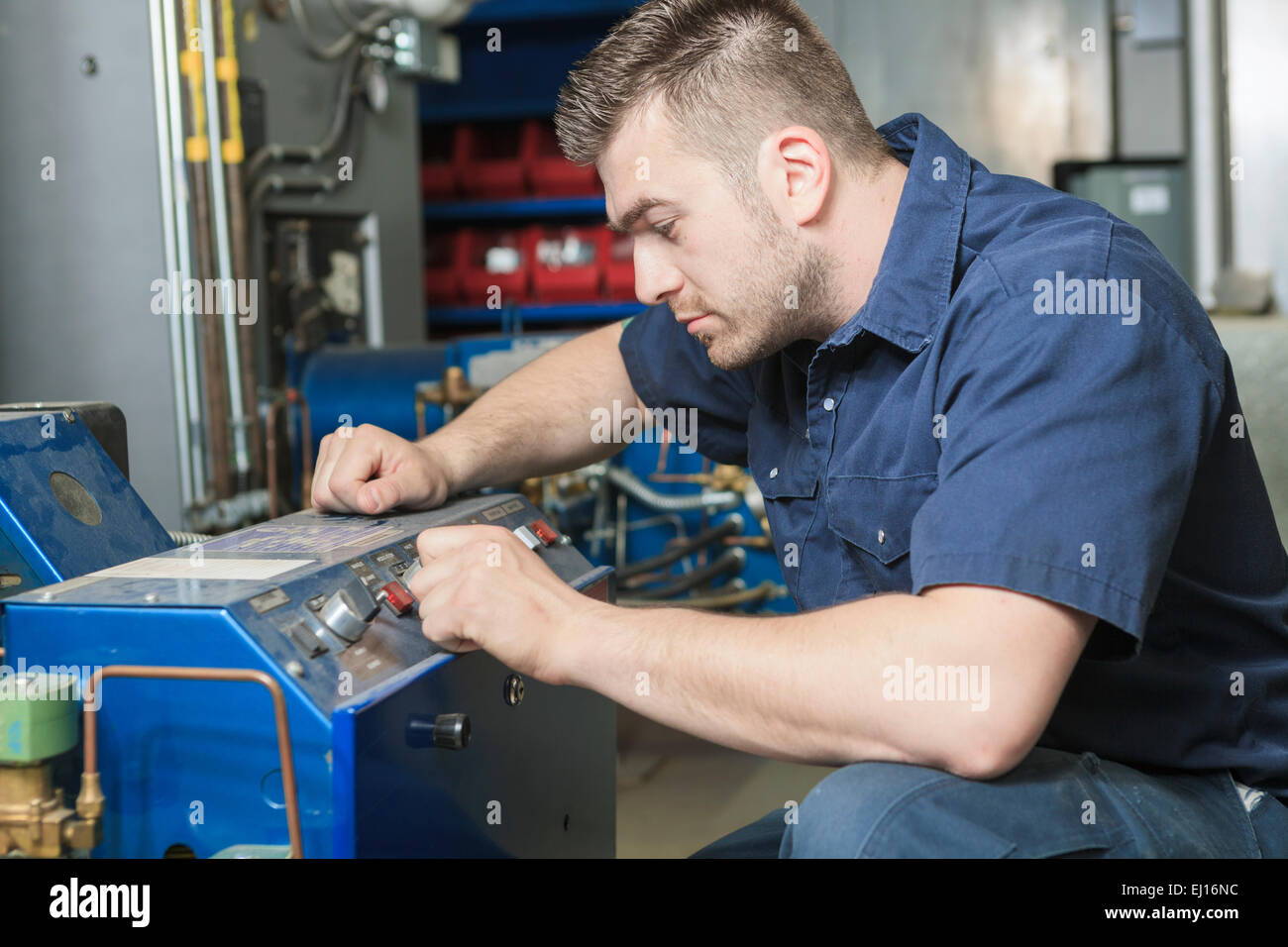Hvac engineer hi-res stock photography and images - Alamy