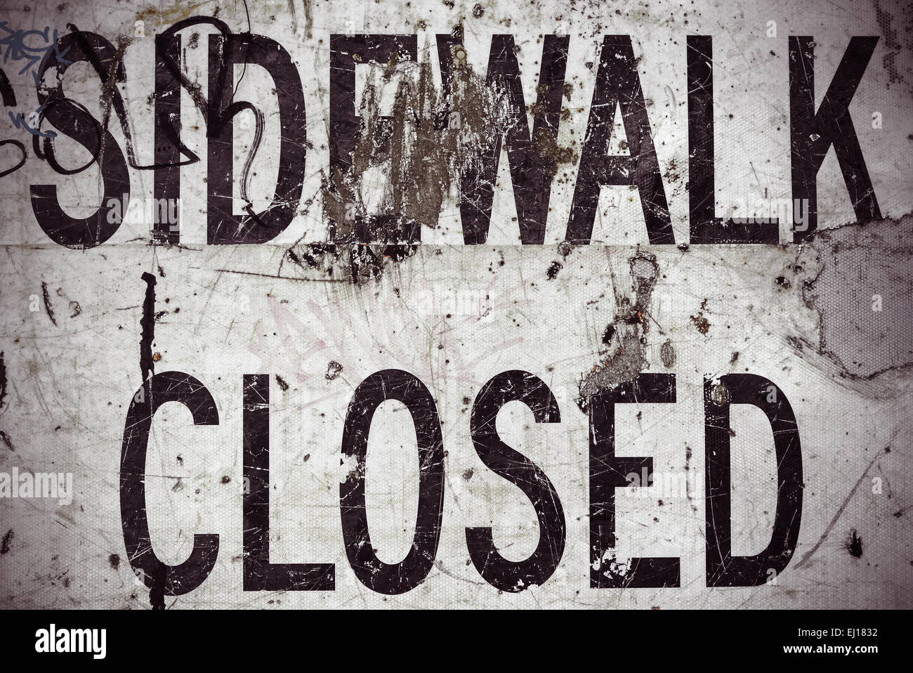 Sidewalk closed sign hi-res stock photography and images - Alamy