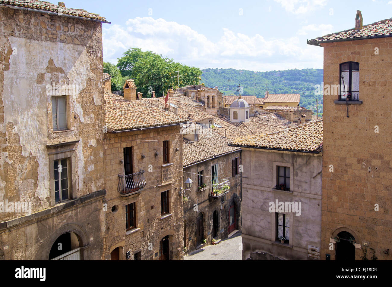 Italian style houses hi-res stock photography and images - Alamy
