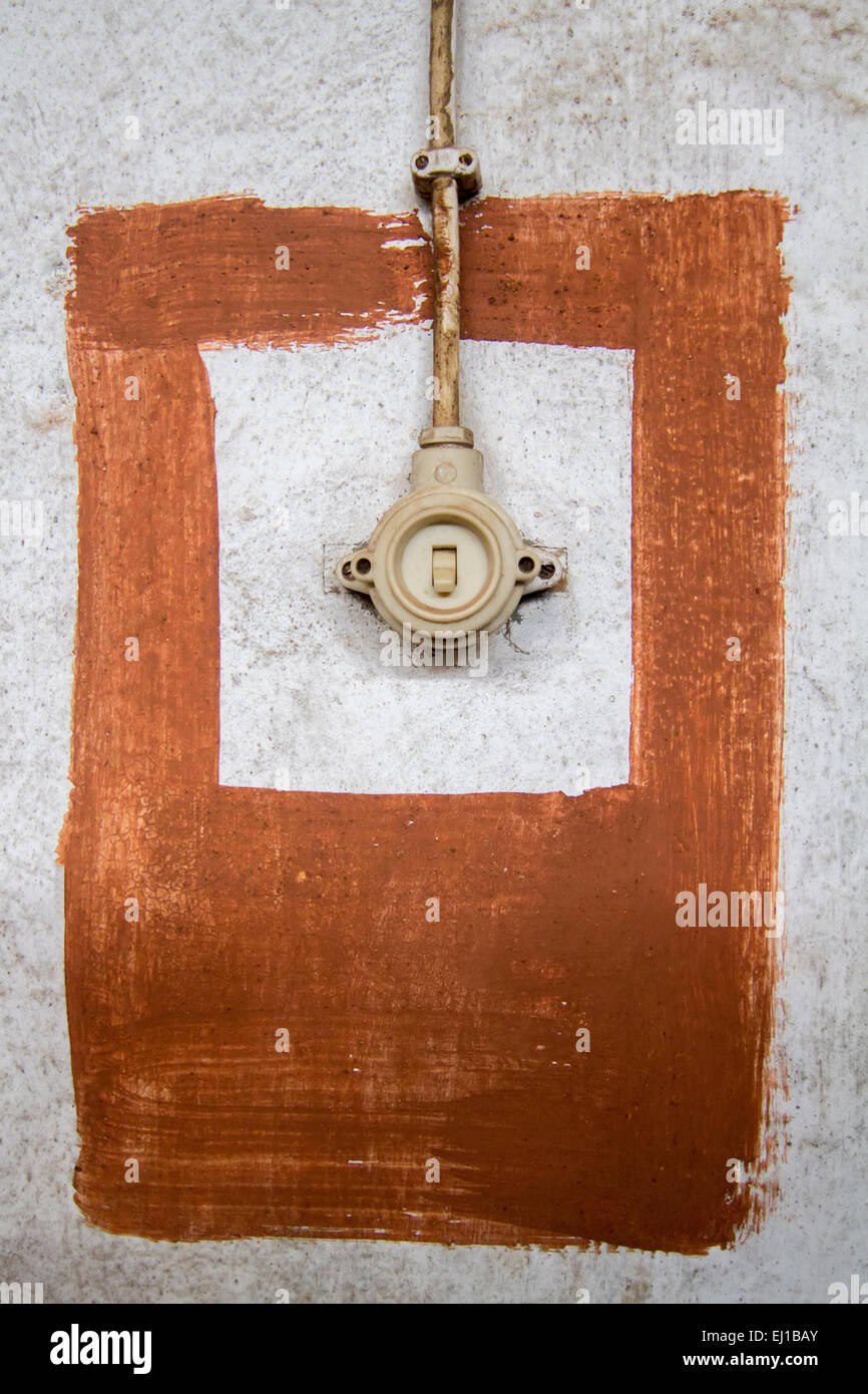 Close up view of an old retro electric switch on a wall Stock Photo - Alamy