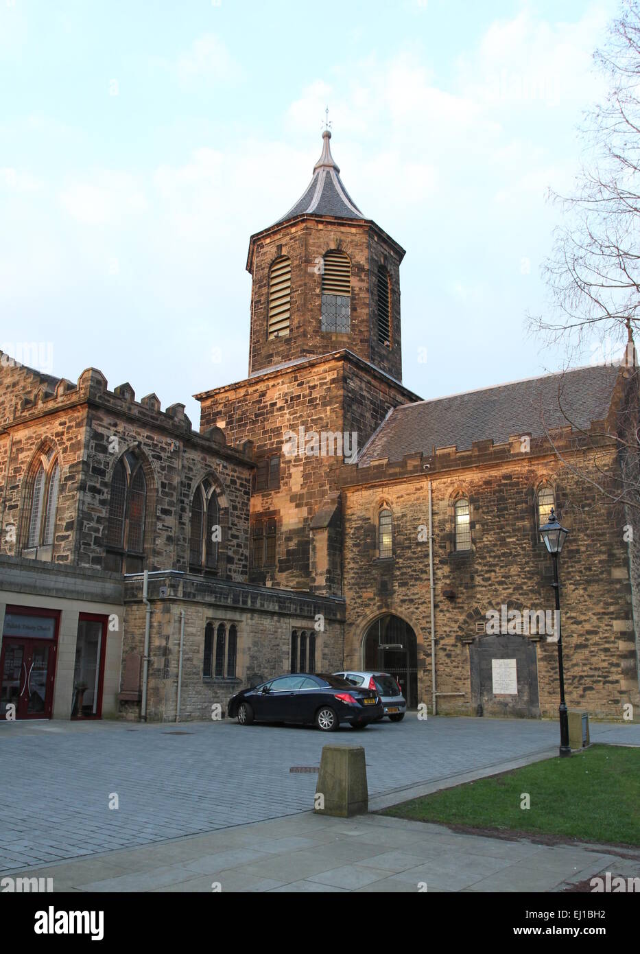 Falkirk church hi-res stock photography and images - Alamy