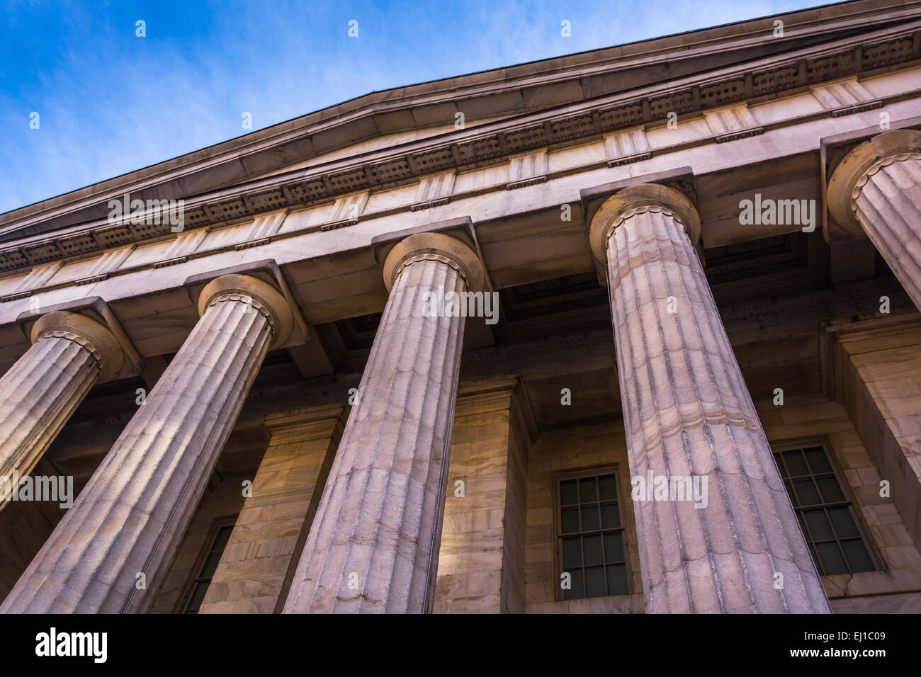Exterior of the Smithsonian American Art Museum, in Washington, DC ...