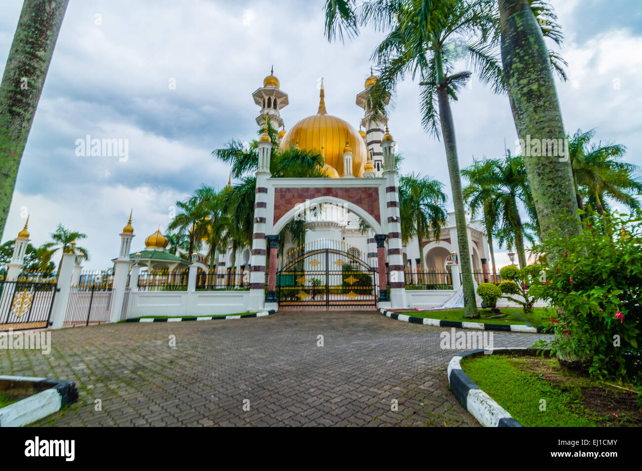 Ubudiah mosque kuala kangsar perak hi-res stock photography and images ...