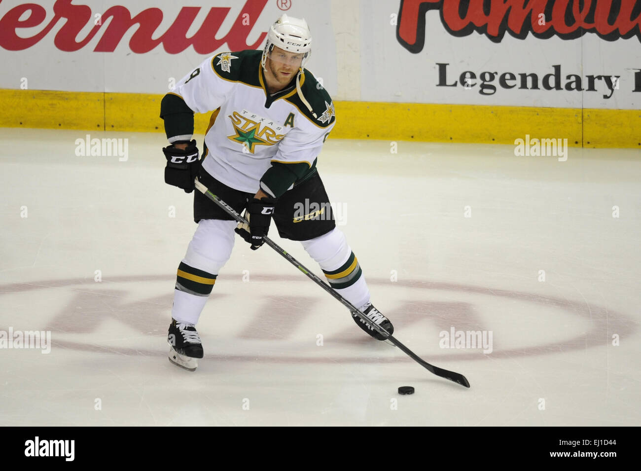 Rosemont, IL, USA. 19th Mar, 2015. Texas Stars' Derek Meech (9 ...
