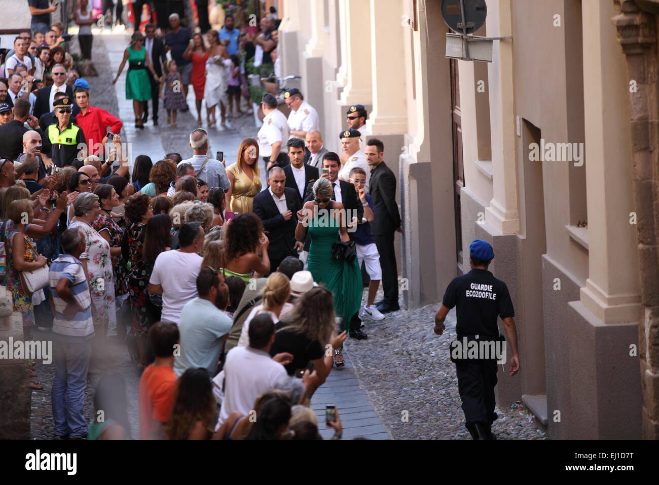 Elisabetta Canalis wedding as she marries surgeon Brian Perri in ...