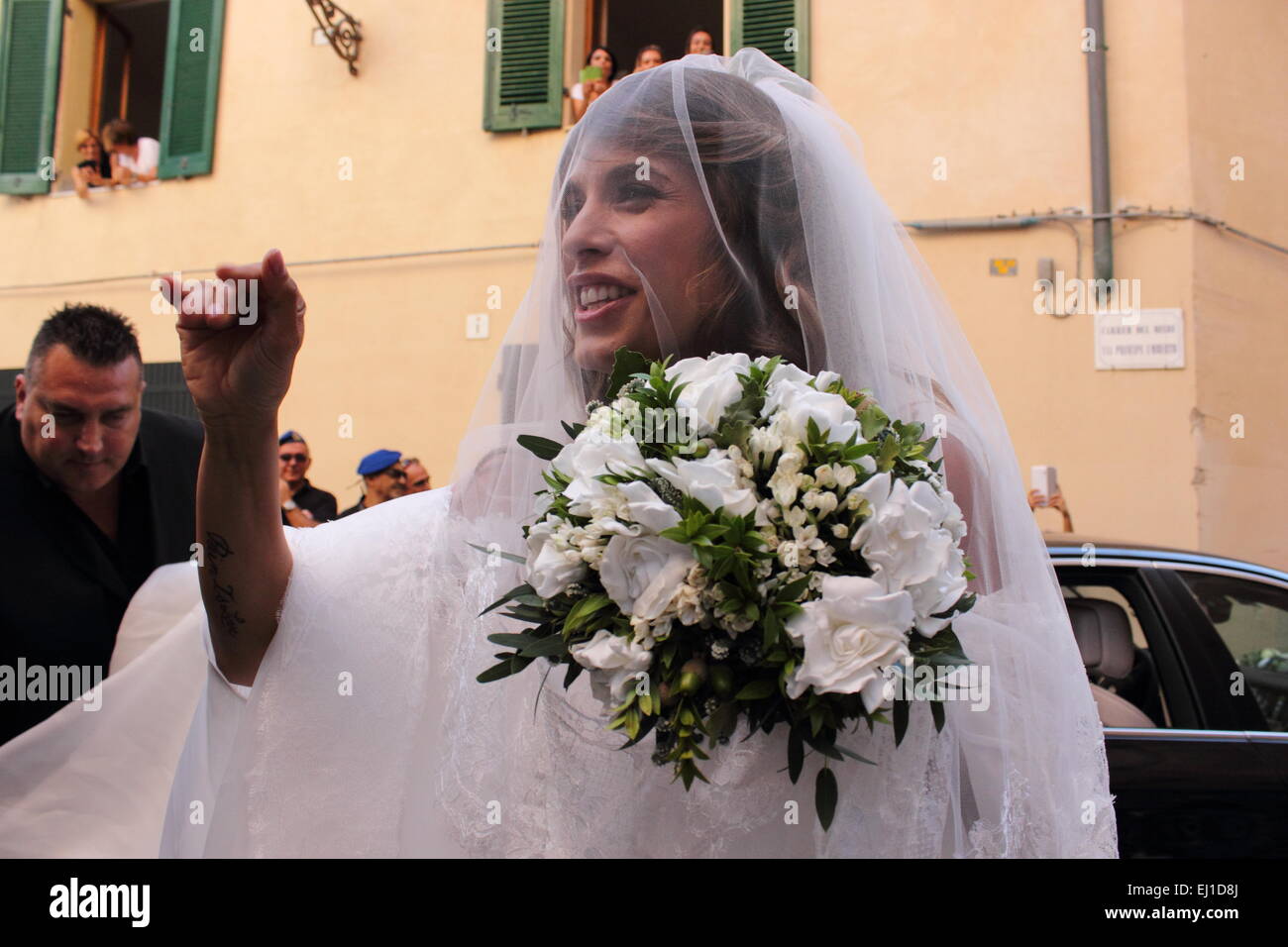Elisabetta Canalis wedding as she marries surgeon Brian Perri in ...