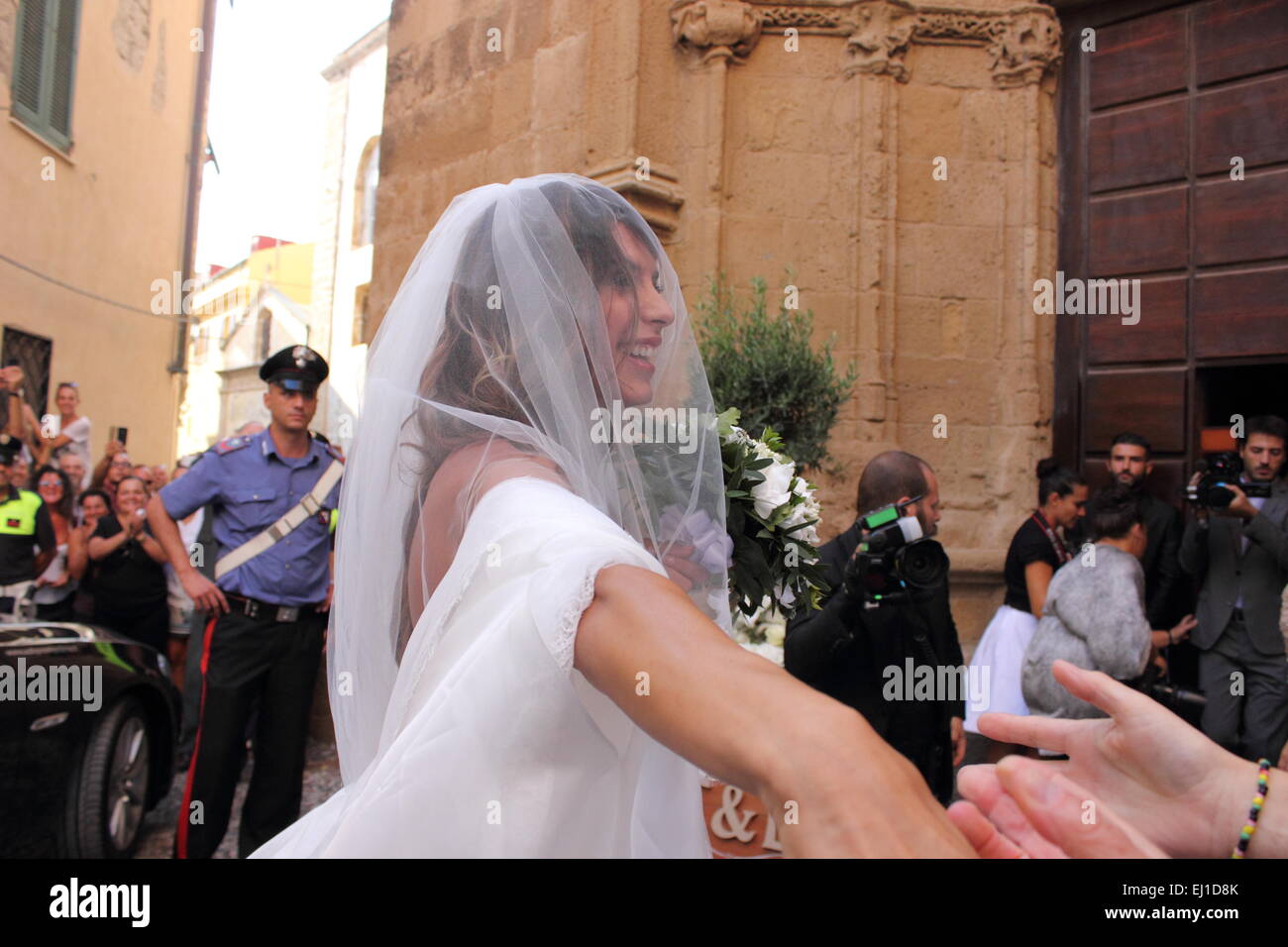 Elisabetta Canalis wedding as she marries surgeon Brian Perri in ...