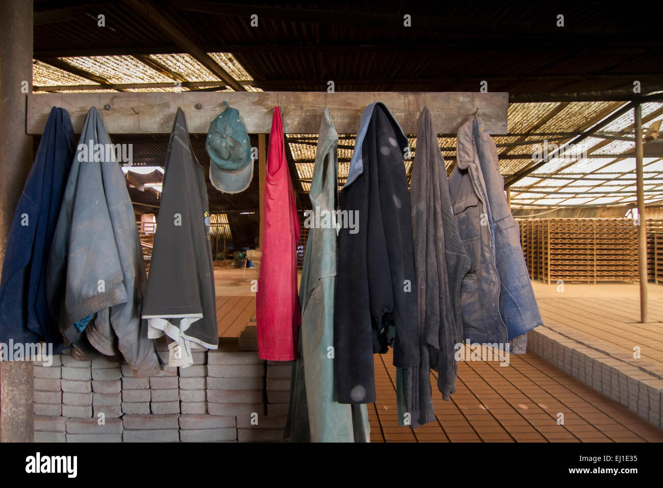 Dirty Construction Worker High Resolution Stock Photography and Images ...