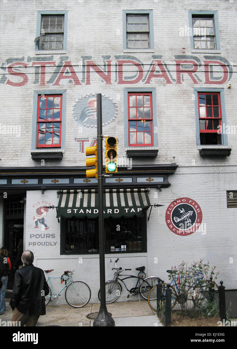 Standard tap philadelphia hi-res stock photography and images - Alamy