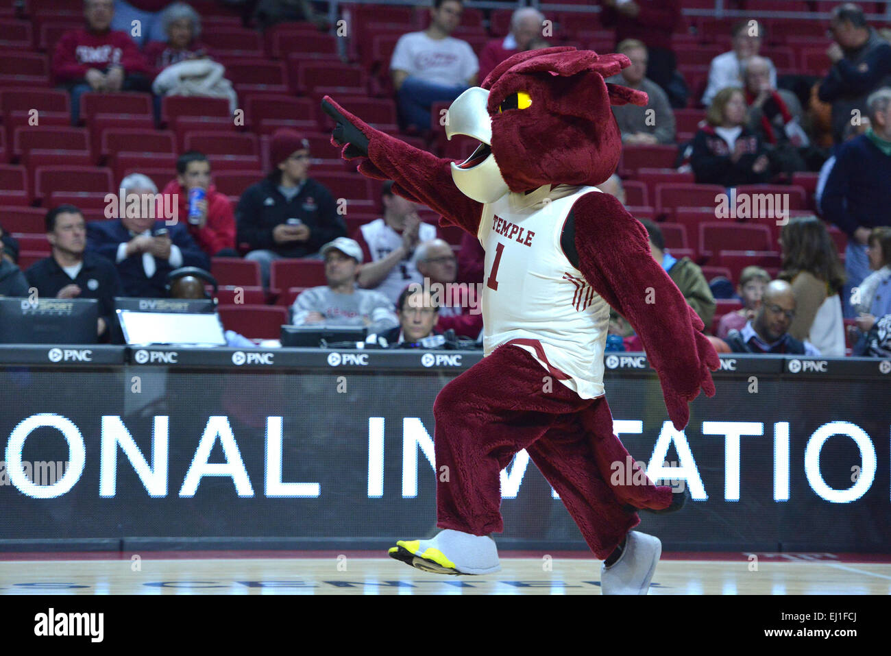 Philadelphia, PA, US. 18th Mar, 2015. The Temple Owl mascot, Hooter ...