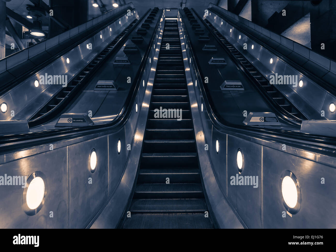 London Steps Escalator High Resolution Stock Photography and Images - Alamy