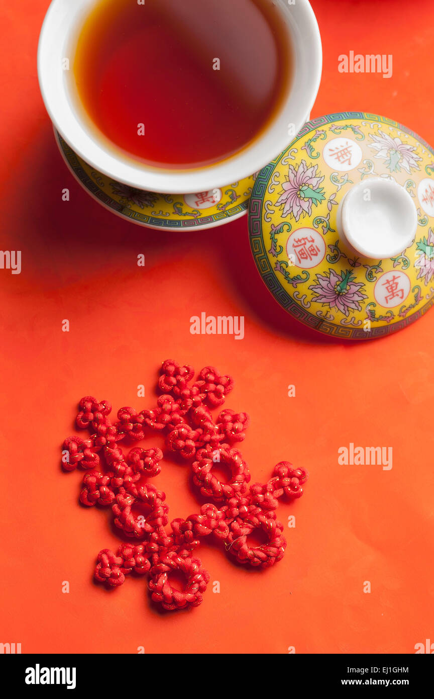 Chinese script tea close hi-res stock photography and images - Alamy
