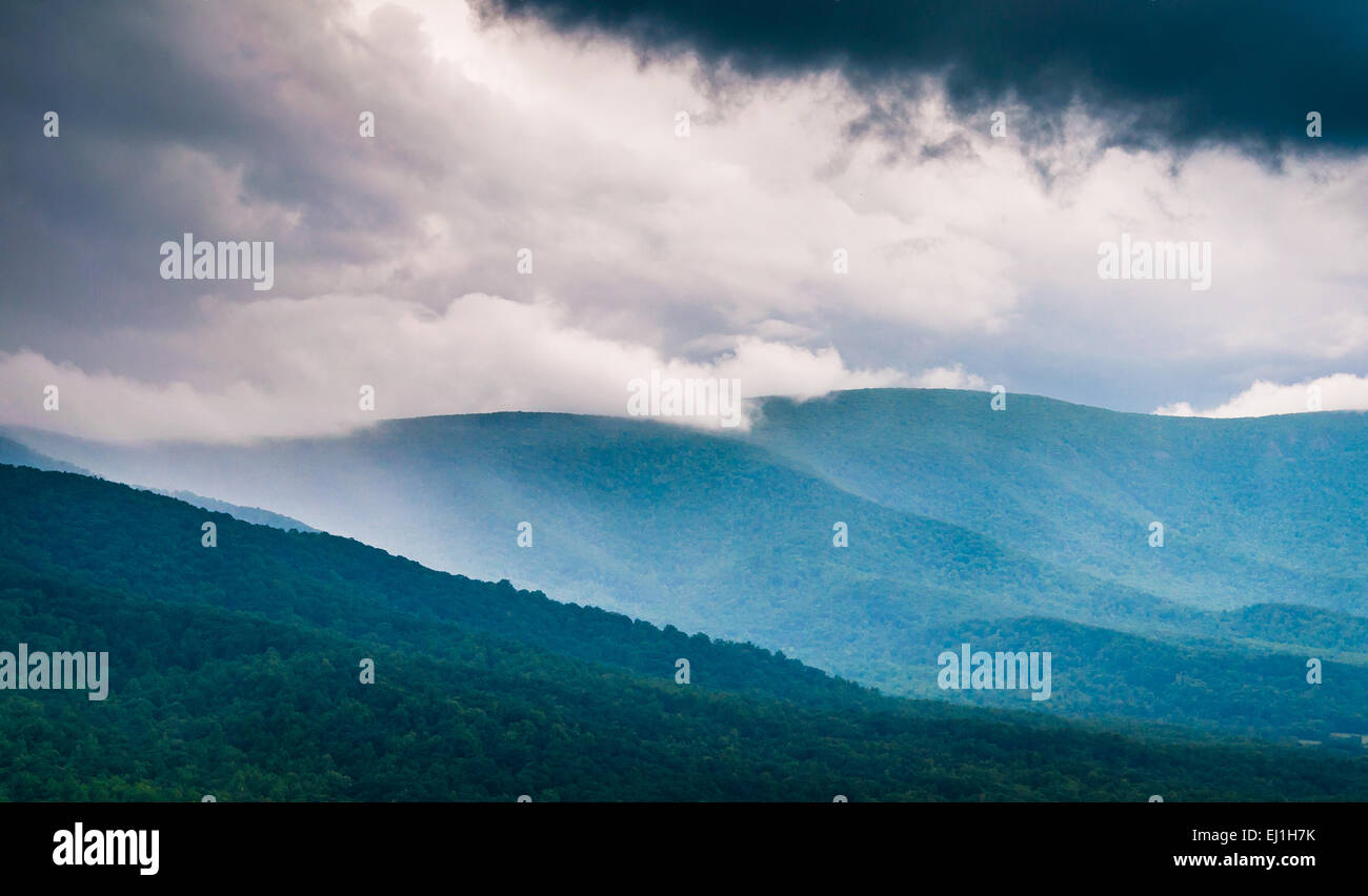 Spring storm clouds over the Blue Ridge Mountains, seen from Skyline ...