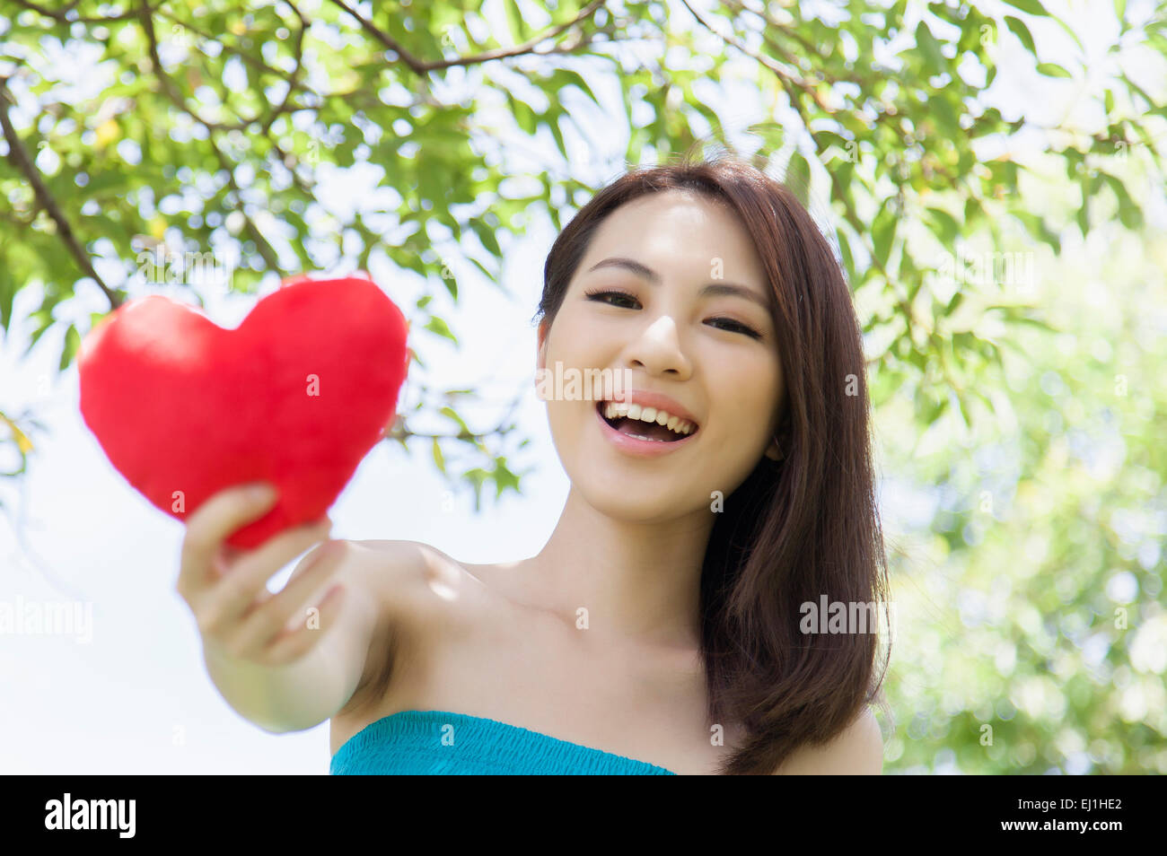 Shape of a woman hi-res stock photography and images - Alamy