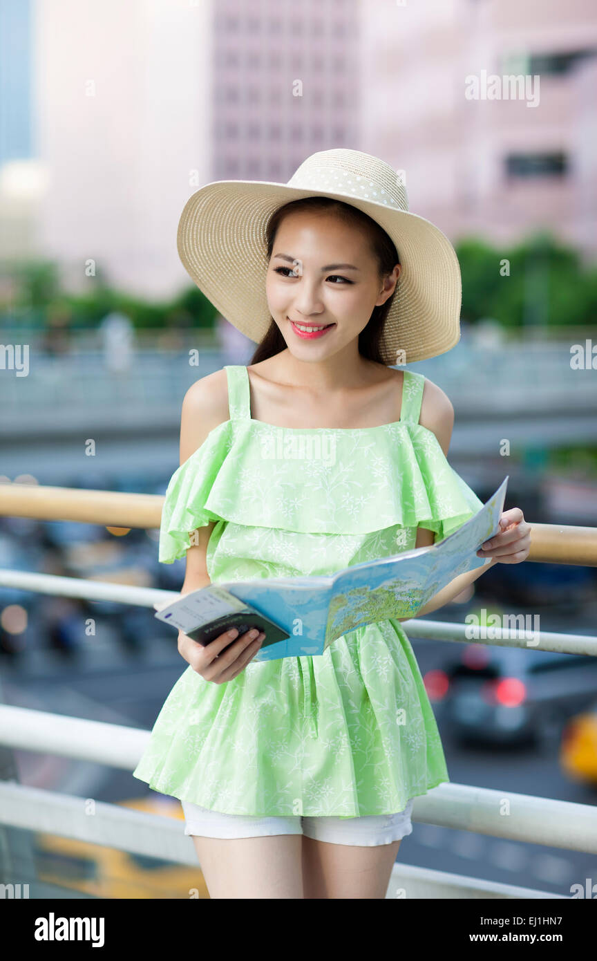 Chinese vertical world map hi-res stock photography and images - Alamy