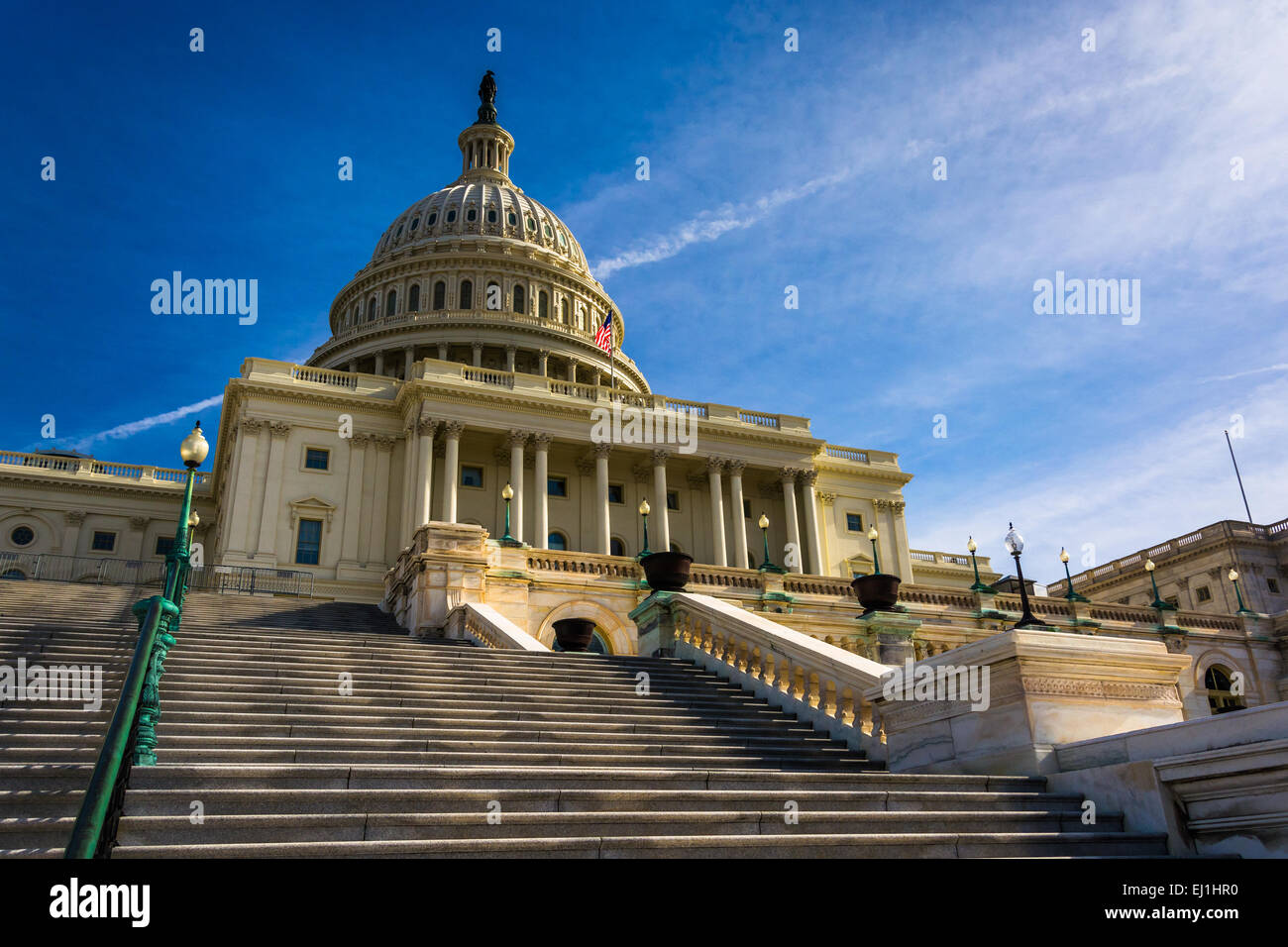 Capitol hill skyline hi-res stock photography and images - Alamy