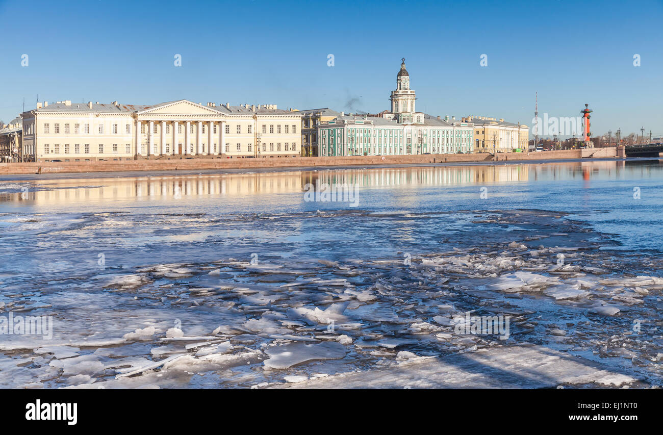 Winter landscape with floating ice on Neva river in Saint-Petersburg ...