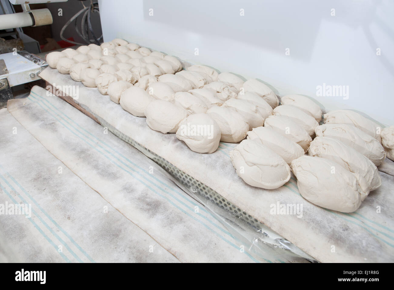 Bread fermentation process hi-res stock photography and images - Alamy